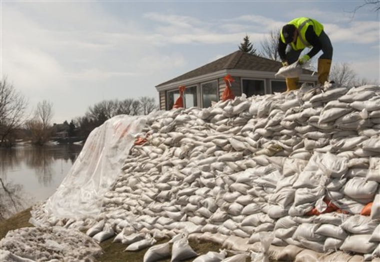 Fargo fights the Red River — yet again