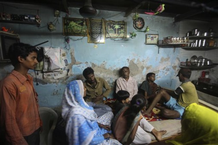 As India rises, its rat catchers toil in darkness