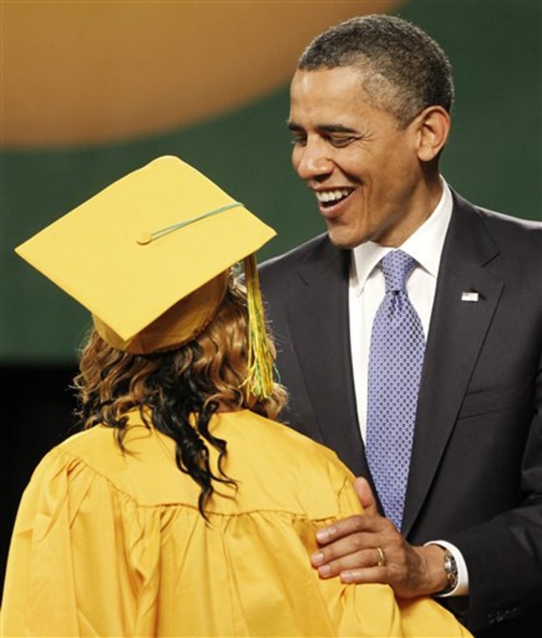 Obama tell Memphis students their success inspires