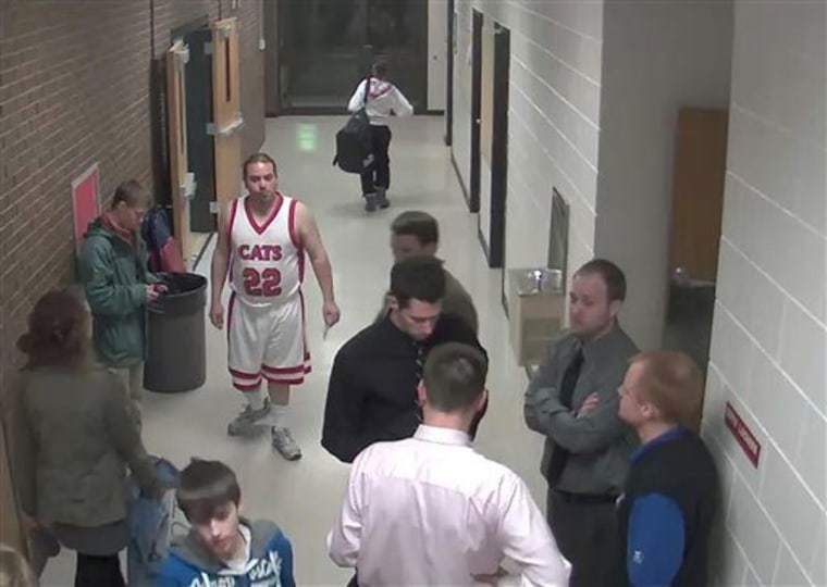 'Piggyback Bandit' befuddles his teenage victims