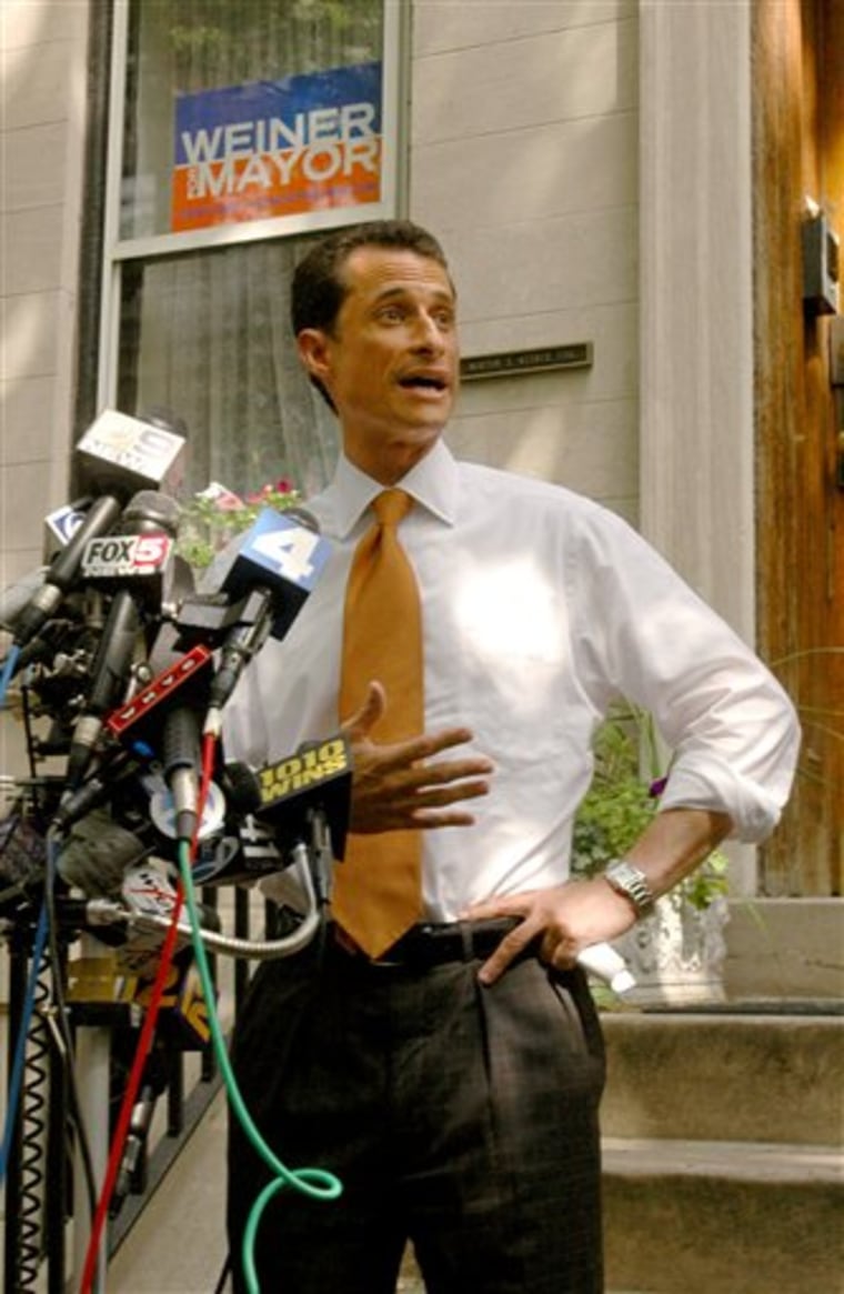 Ambitious Weiner sees media strategy backfire