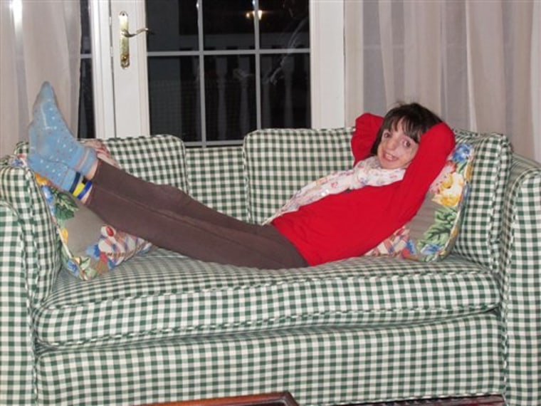 Girl with deformed face wants to be like other kids