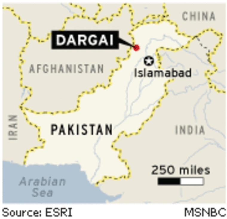 Suicide bomb kills at least 42 Pakistani troops