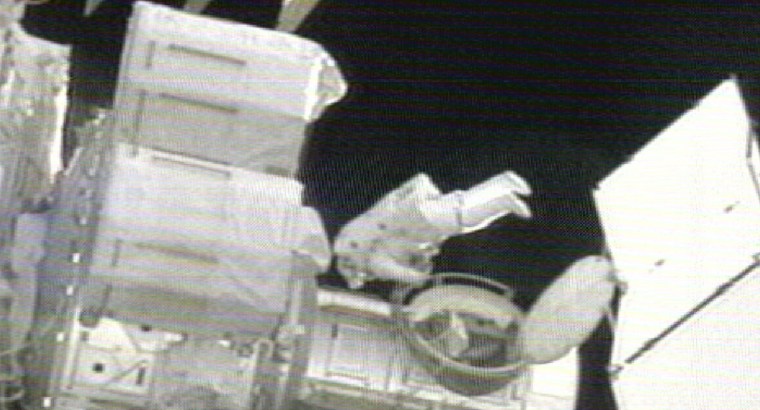 Astronauts finish up final spacewalk