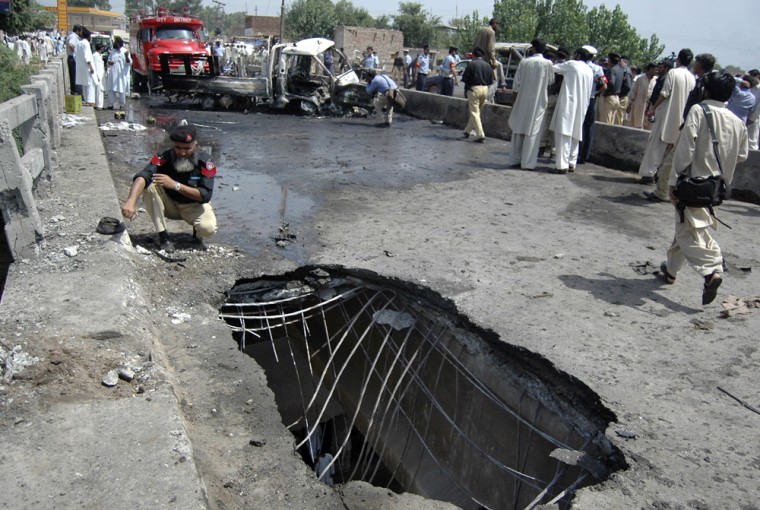 Taliban: 'Open war' in Pakistan after fatal blast