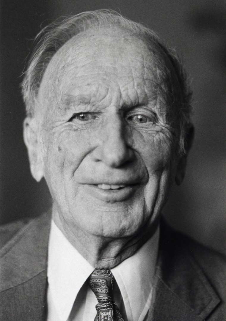 Father of chaos theory dies at 90