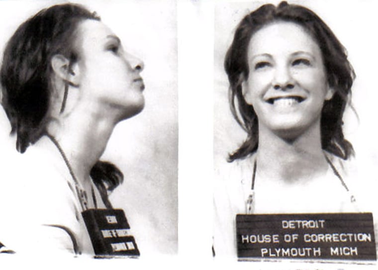 Mom arrested in Calif. after 32 years on the lam