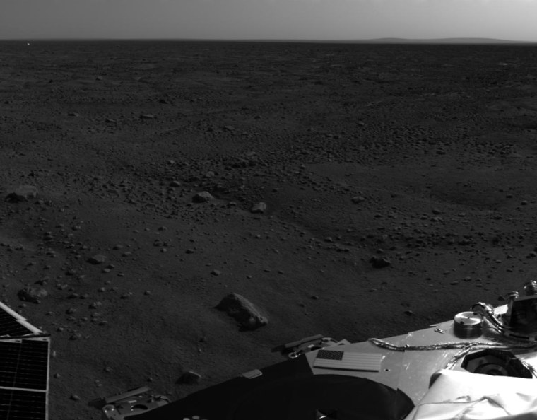 Radio glitch stalls Mars lander’s work