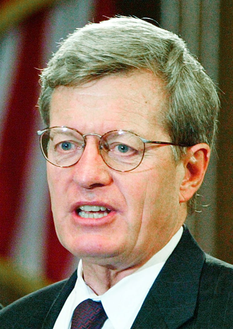 Sen. Baucus undergoesemergency brain surgery