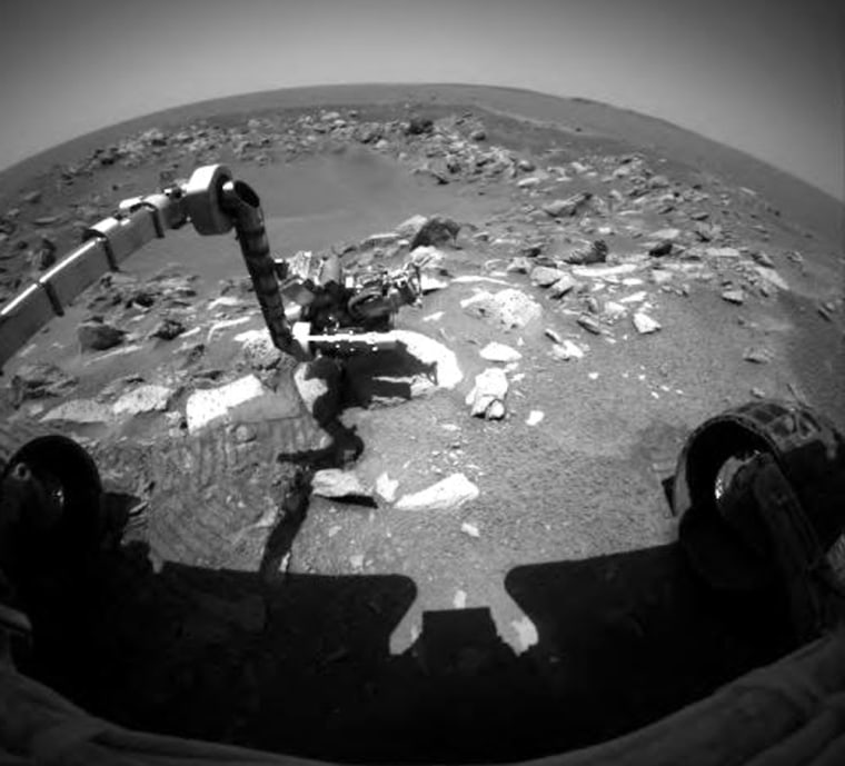 Opportunity rover passes Mars milestone