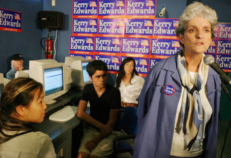 Kerry's sister tries to rally voters in Madrid