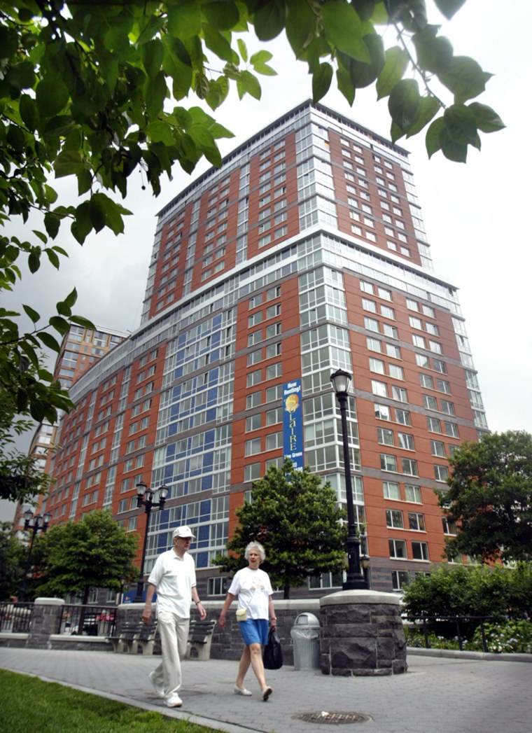 Greener buildings rise across America