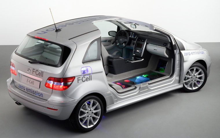 Sporty Mercedes fuel cell car unveiled