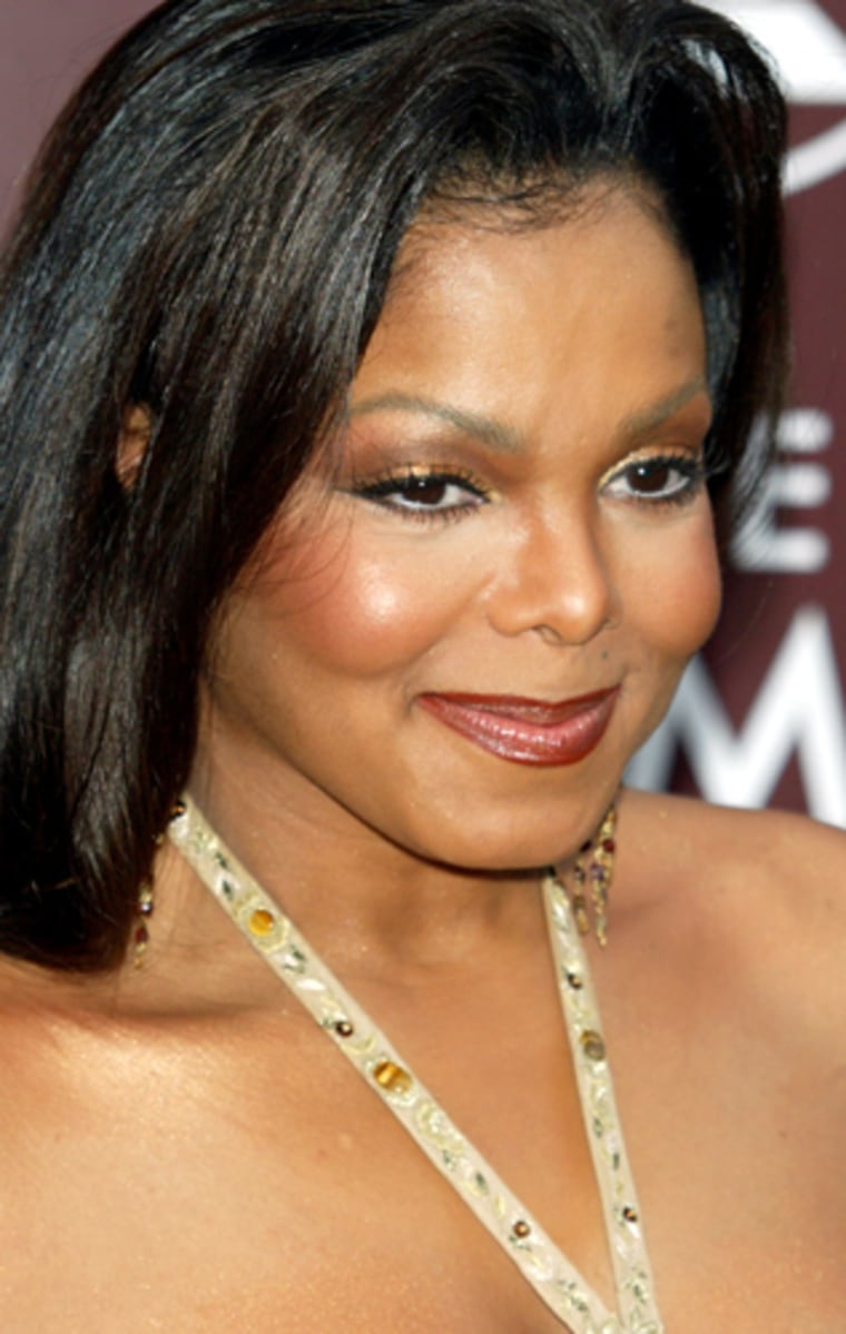 Voight wants heart-to-heartwith Brad Pitt