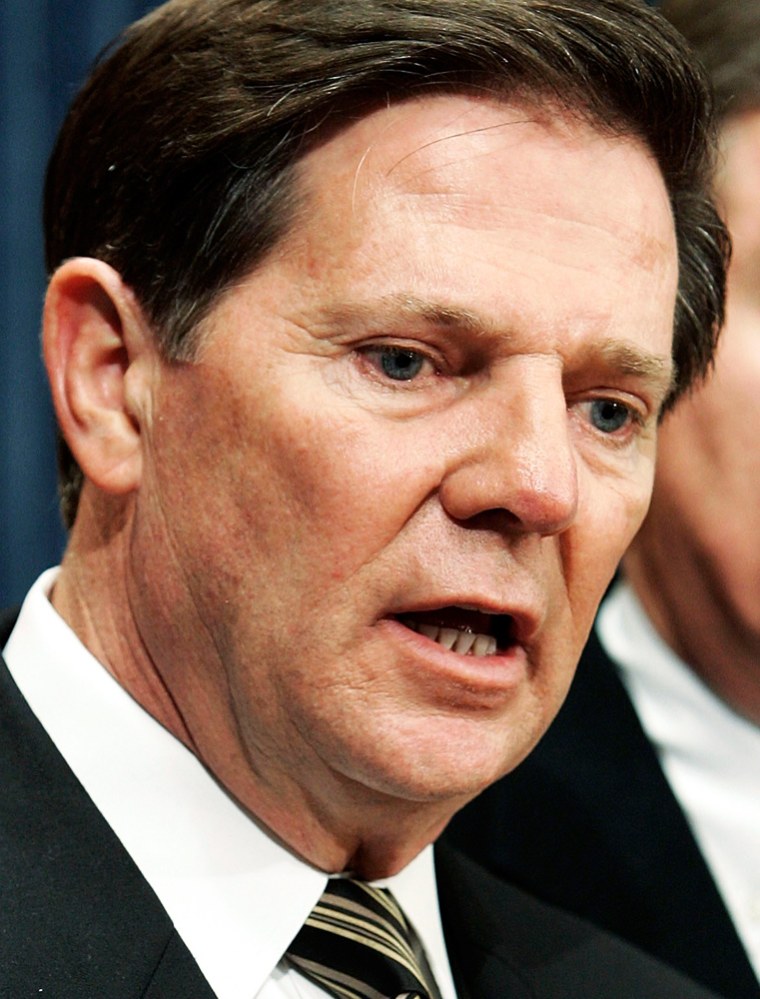 Report: DeLay agreed to let comatose father die