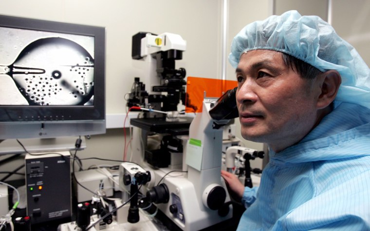 Stem-cell pioneer criticizes White House policy