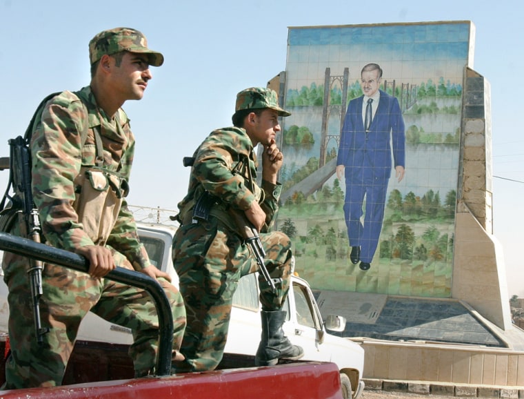 Syria shows off its security on the Iraq border