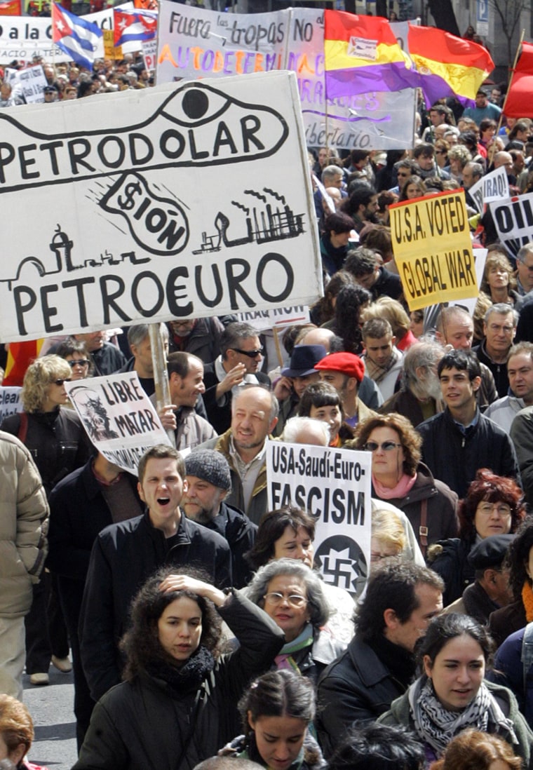 Thousands protest Iraq war on 3rd anniversary