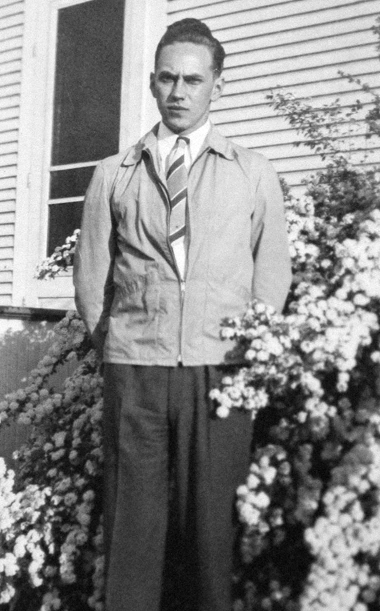 WWII airman laid to rest 60 years later