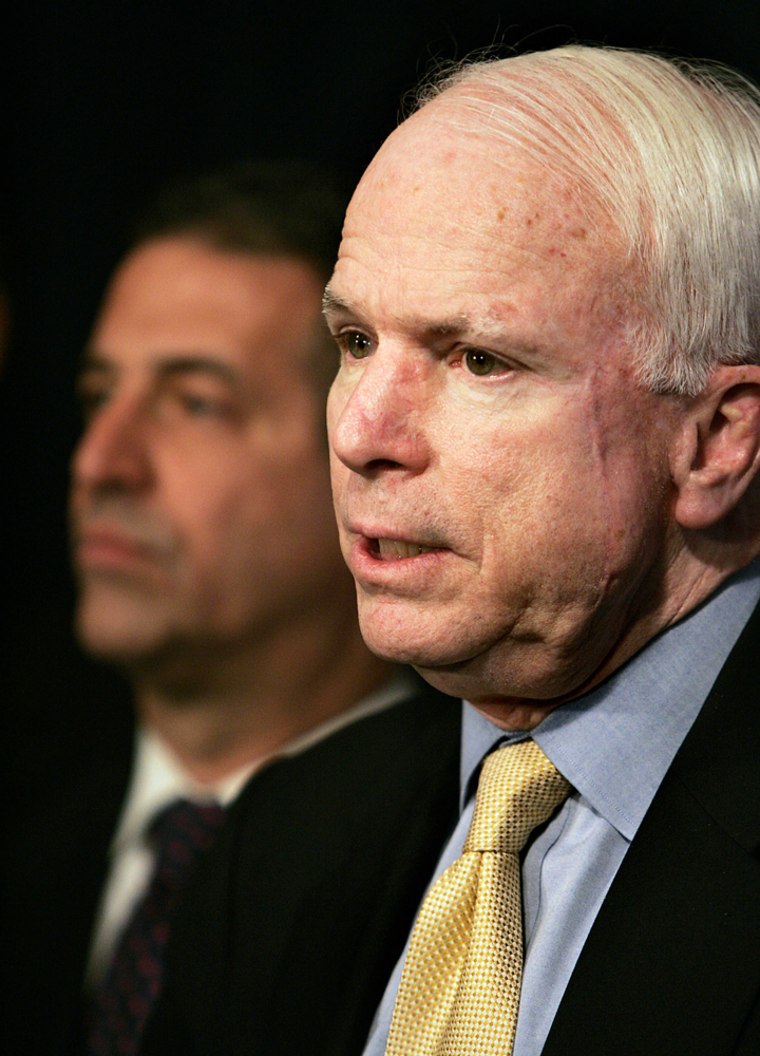 McCain, Feingold pressure Iraq’s leaders