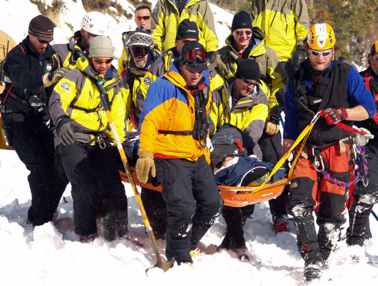 8 people rescued after Colorado avalanche