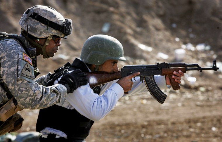 U.S. pushes on-the-job training of Iraqi forces