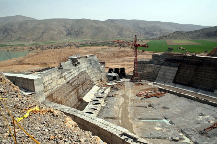 Iran dam sparks protest over ancient tomb