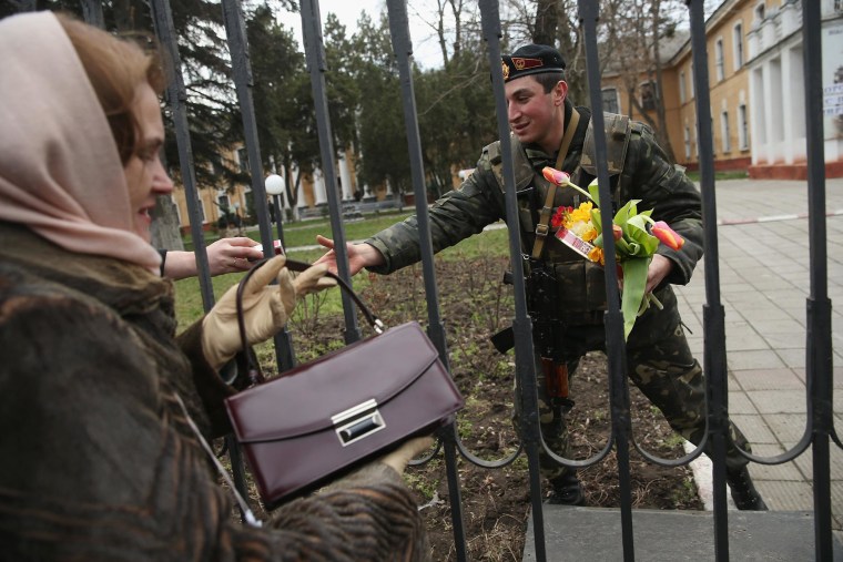 It's Ukraine vs. Russia at Rival Protests in Simferapol