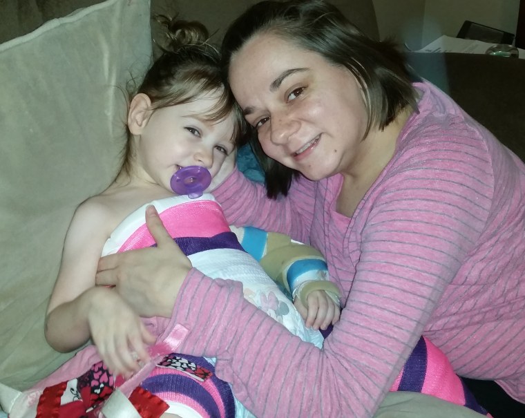Mall Santa gives Prancer's bell to 2-year-old girl with rare bone disorder