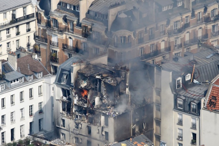 Today in Pictures: April 1