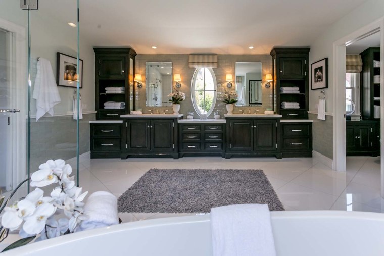 Comedian Grouch Marx's former Los Angeles home is for sale