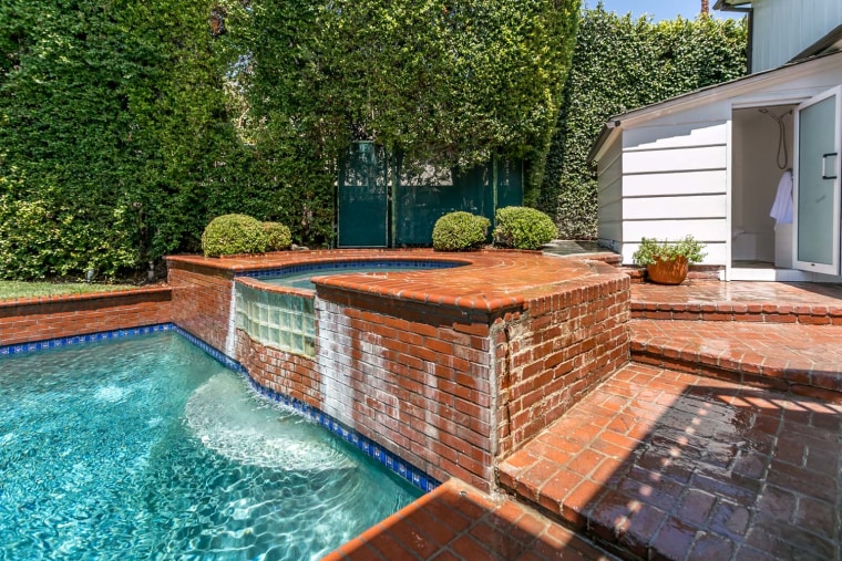 Comedian Grouch Marx's former Los Angeles home is for sale