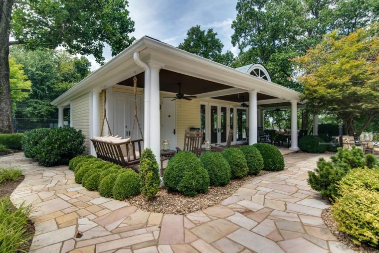 Reba McEntire is selling her Nashville home — see inside