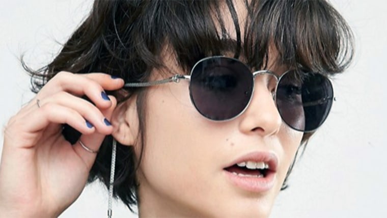 Are these earring-glasses from ASOS peak accessory?