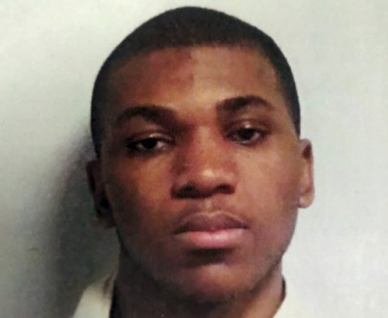 Suspect caught in killing of Mississippi officer at station