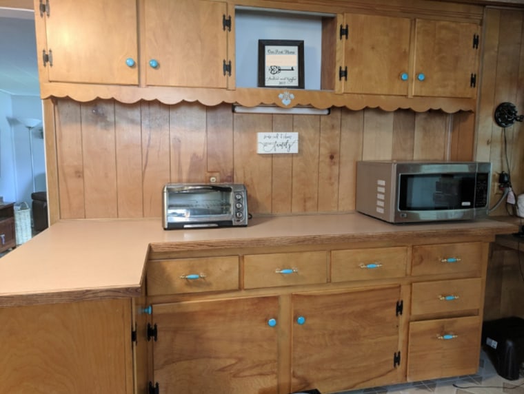 See an old-school kitchen counter get a granite makeover — for just $35!