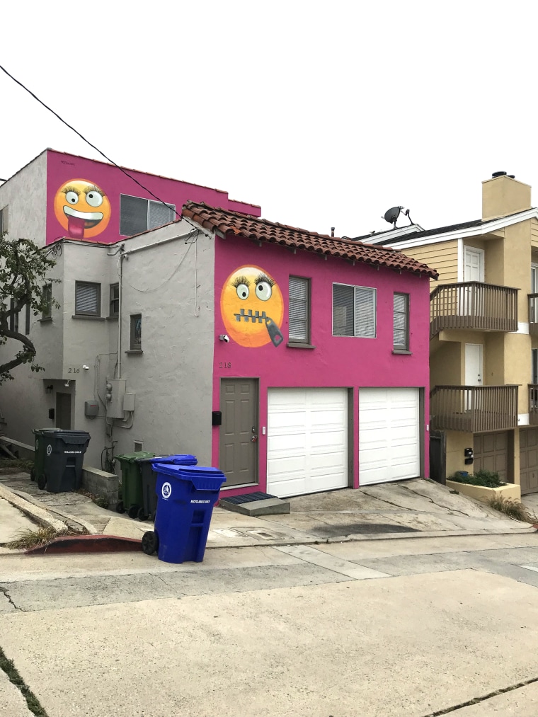 Hot pink 'emoji house' causes neighborhood uproar, debate