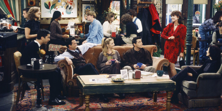 Marlo Thomas shares story behind that 'Friends' kiss with Matt LeBlanc