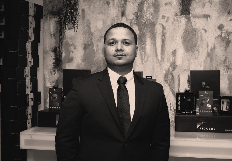 Head of America's only black telecom company wants to change the mobile ...