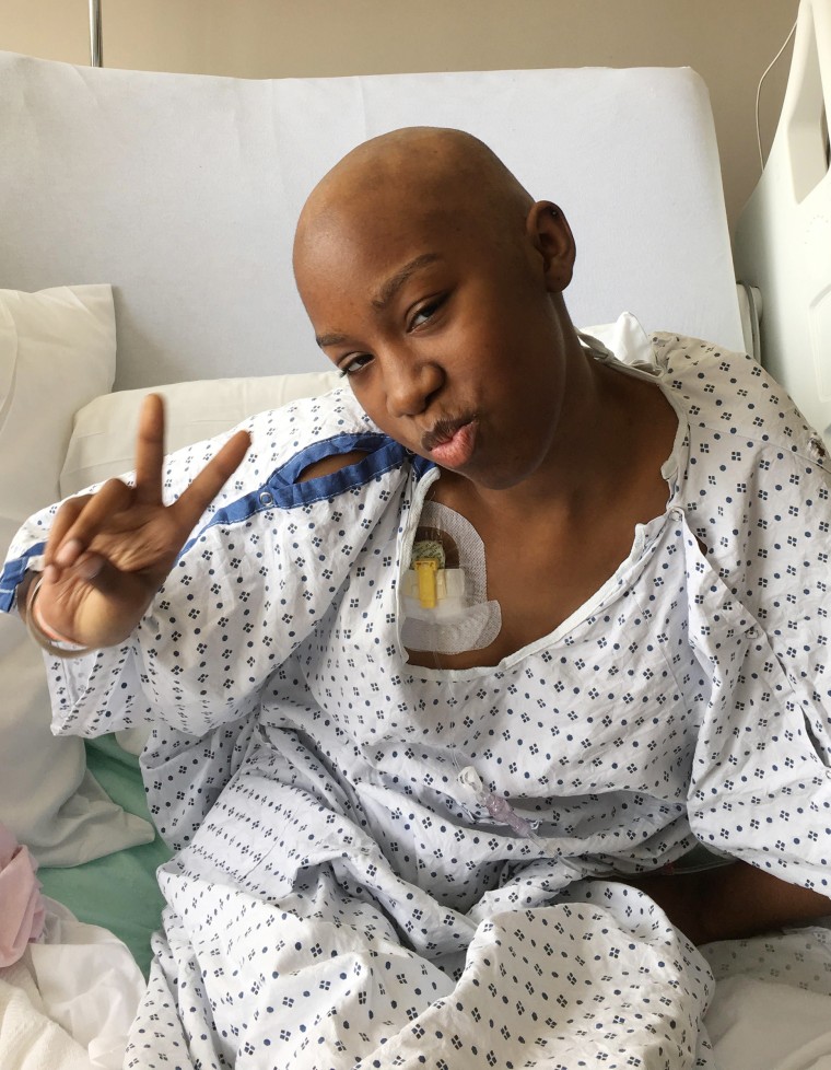 Ovarian cancer: Girl, 14, diagnosed after experiencing stomach pain