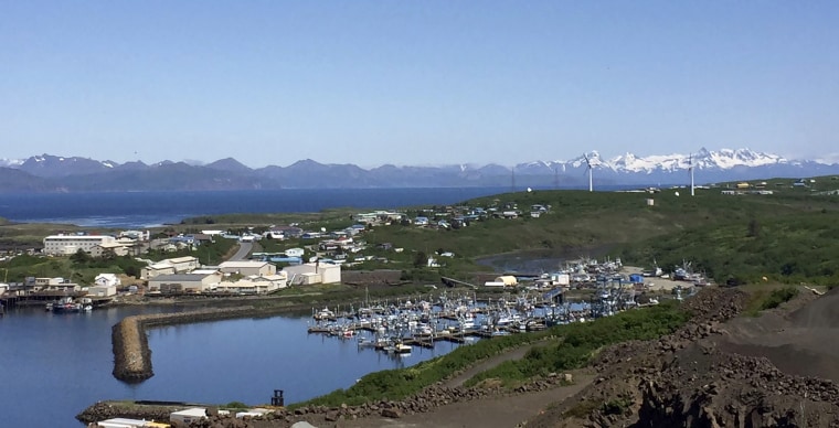 7.5 magnitude earthquake near Alaska triggers tsunami warning