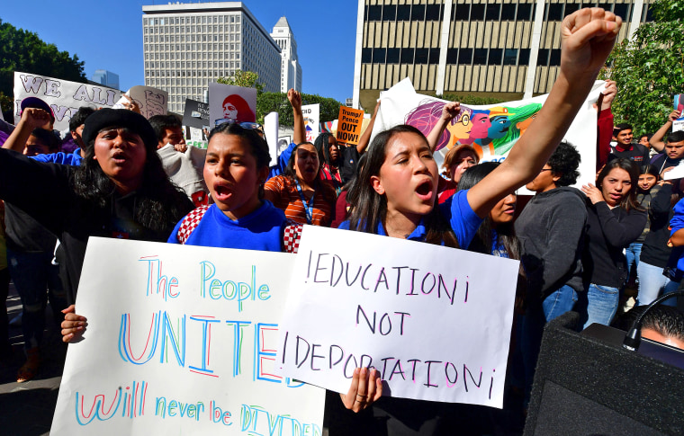 Justice Department asks Supreme Court to dismiss 'sanctuary city ...