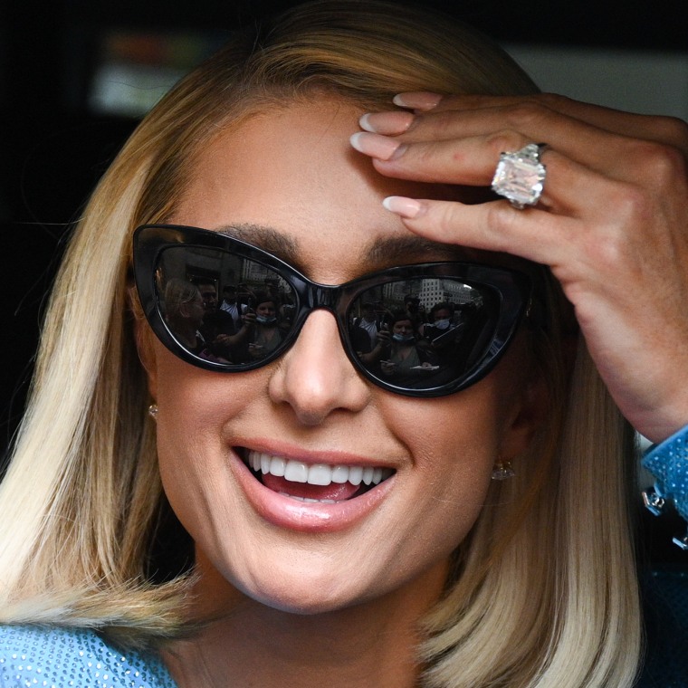 Paris Hilton says her wedding will be a 3-day affair with 10 outfit changes