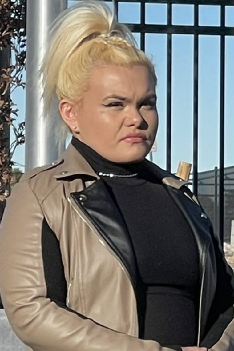 "Lo que hizo fue increíble": una joven salva a tres niños que cayeron a ...