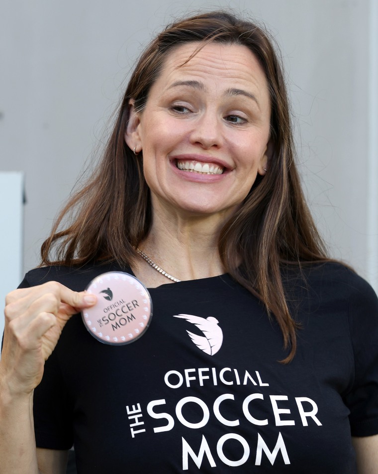 Jennifer Garner, Glennon Doyle Are Soccer Moms For Angel City FC