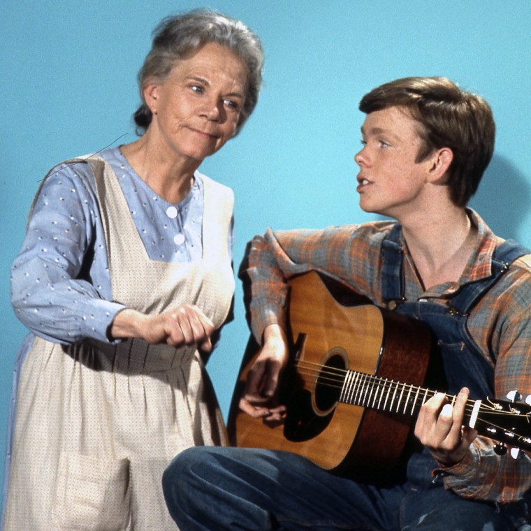 The 14 Best Grandmothers In TV History