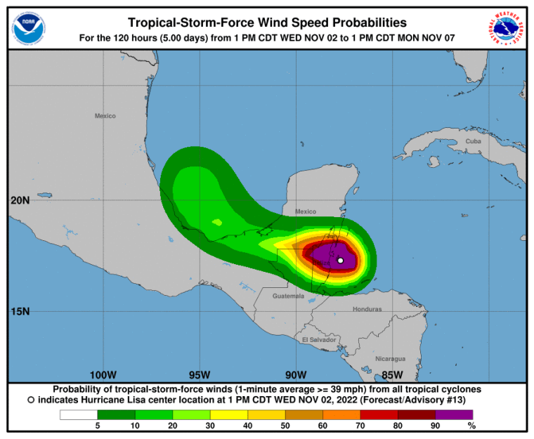 Lisa toca tierra en Belice como huracán de categoría 1 y amenaza al sureste de México