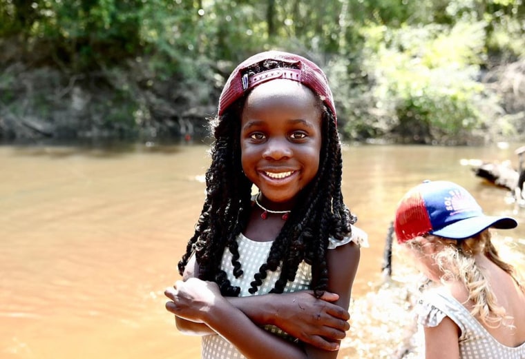 Thomas Rhett Shares Adorable Photos On Oldest Daughter's Birthday
