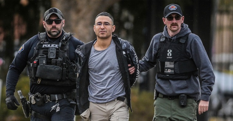 Juez niega fianza a Solomon Peña, el excandidato republicano acusado de ...