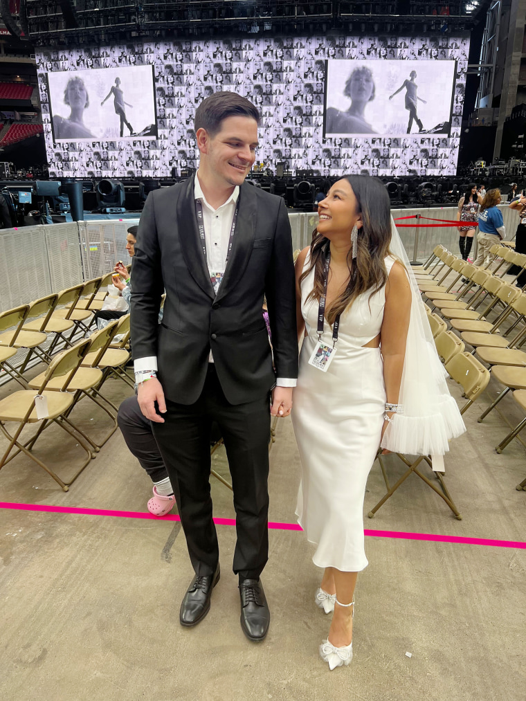 The Couple Who Got Married At Taylor Swift Concert Share 'Perfect ...